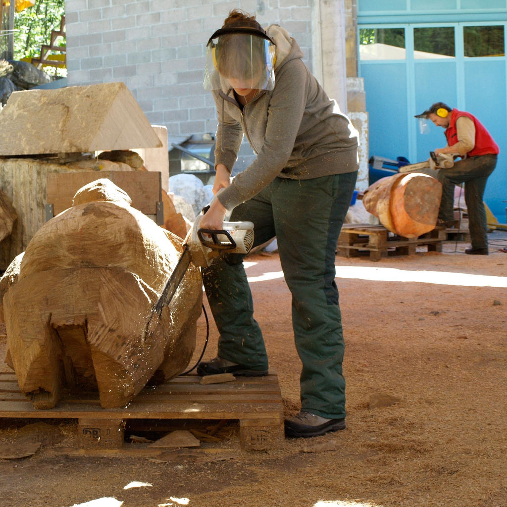 Wood Sculpting With Chainsaw Scuola Di Scultura wood-sculpting-with-chainsaw-scuola-di-scultura